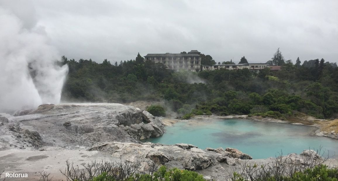 New Zealand Package Tours & Holidays | Kiwi Travel NZ - 3 day Waitomo ...